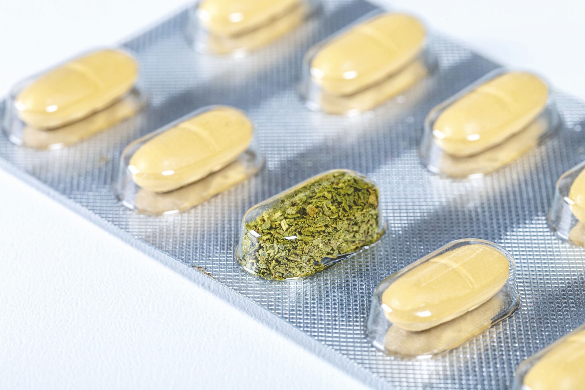 THC Pills & Capsules: How Do They Work? - Inyo Las Vegas